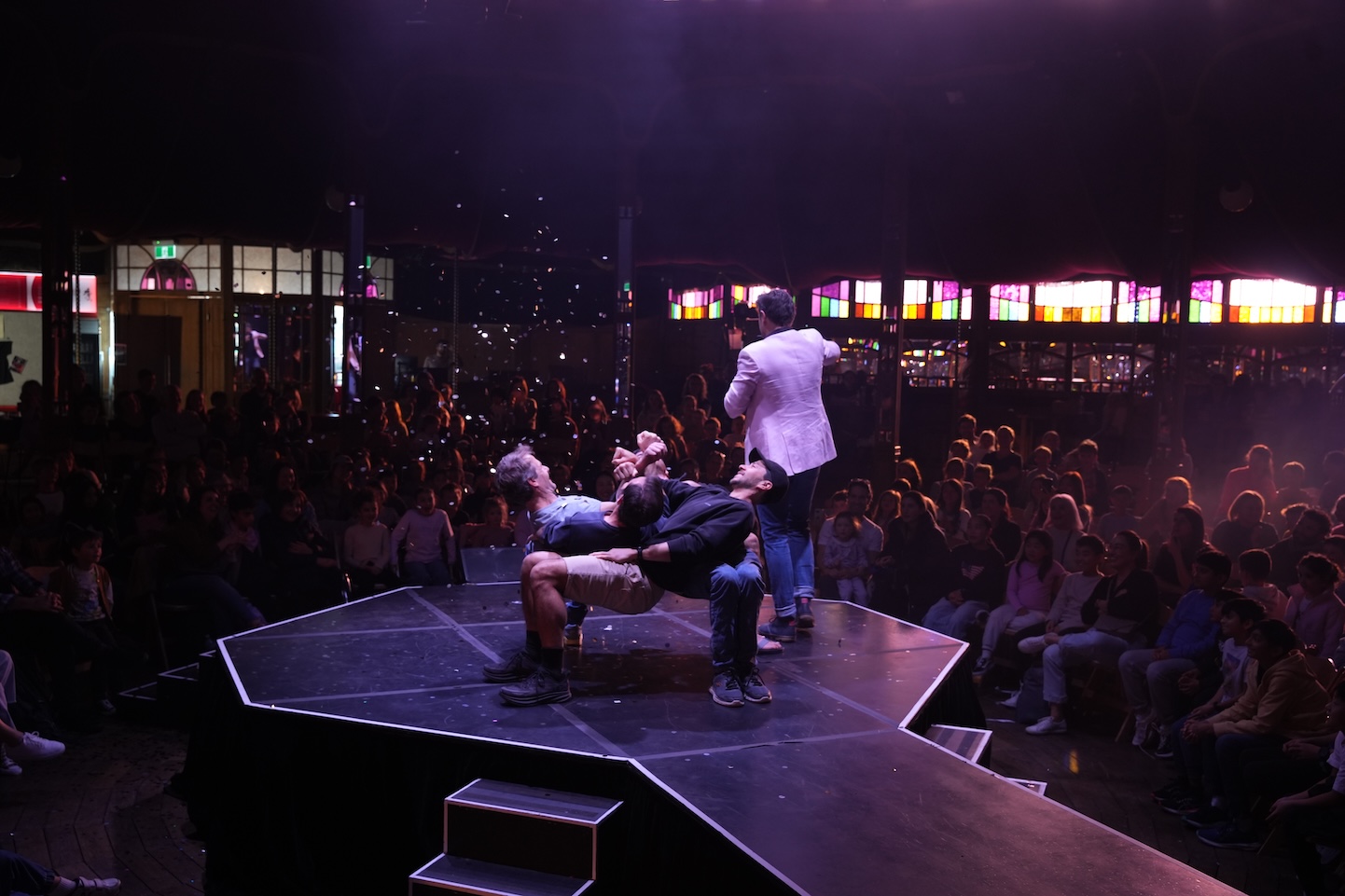 Mada's Magic Marvels - ADAM MADA MAGICIAN